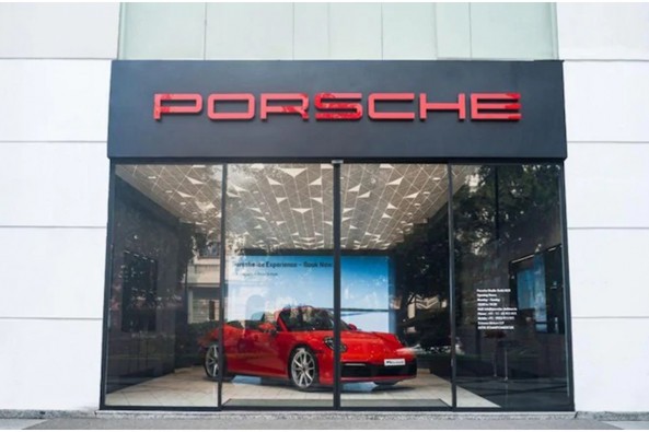 First Porsche Studio Cafe Opens in New Delhi | Droom Discovery