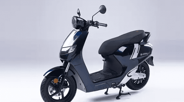 Bounce Infinity E1+ e-scooter gets price cut by INR 24,00 | Droom Discovery