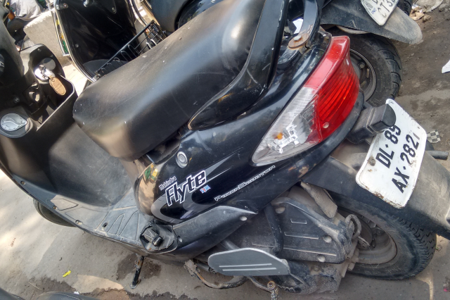 Used Mahindra Flyte 125cc 2011 Model (PID-1415183689) Scooter for Sale ...