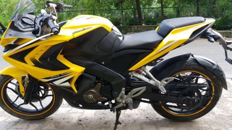 Used Bajaj Pulsar RS200 ABS-200cc 2015 Model (PID-1415736524) Bike for ...