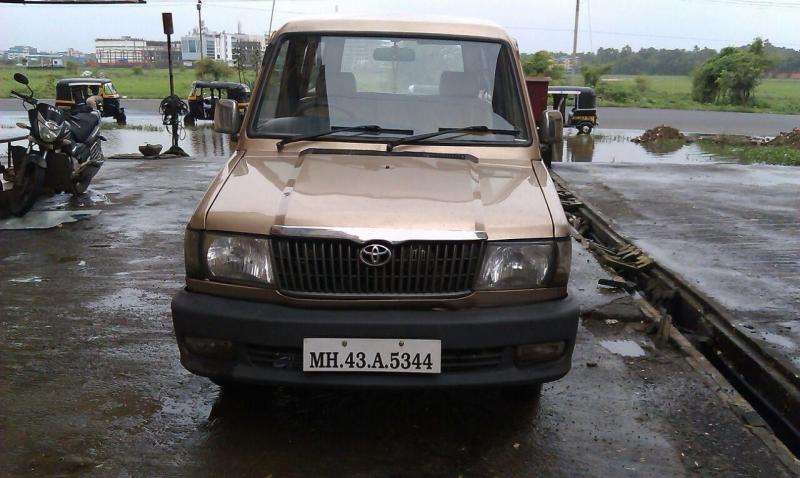 Used Toyota Qualis 2.4D RS 2005 Model (PID-1415922643) Car for Sale in ...