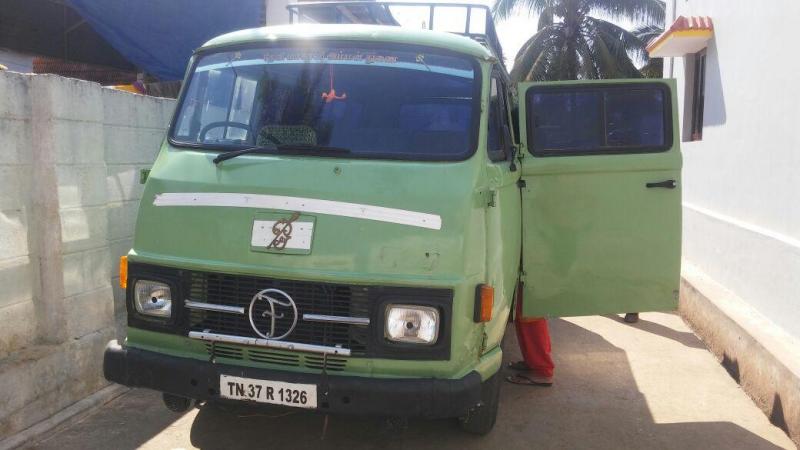 Used Force Matador F305 1998 Model (PID-1416028205) Vintage Car for ...