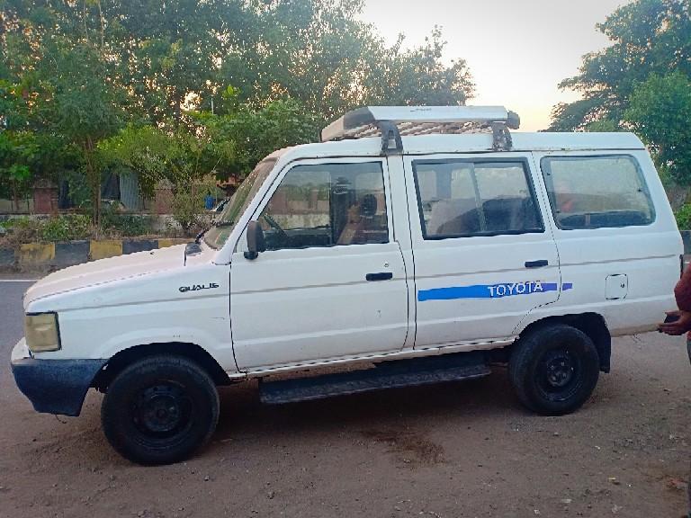 Used Toyota Qualis GS C1 2002 Model (PID-1416819672) Car for Sale in Pune