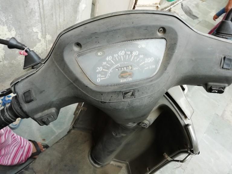 Honda Eterno Scooter for Sale in Ahmedabad- (Id: 1416924503) - Droom