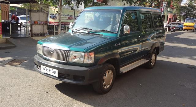 Used Toyota Qualis GS C4 2004 Model (PID-1417602881) Car for Sale in ...