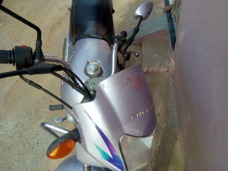 Used LML Freedom DX 110cc 2005 Model (PID-1417834852) Bike for Sale in ...