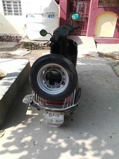 Honda Eterno Scooter for Sale in Alwar- (Id: 1417838072) - Droom