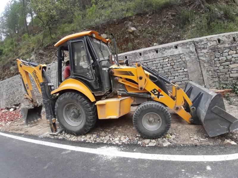 Used Mahindra EarthMaster SX 2017 Model (PID-1417888335) Construction ...