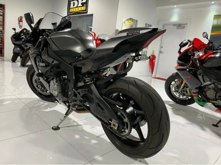 Used Yamaha YZF-R1 1000cc 2018 Model (PID-1418477023) Super Bike for ...