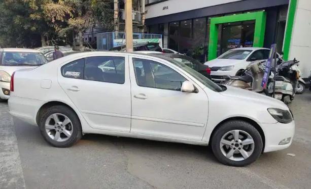 Used Skoda Laura ELEGANCE 2.0 TDI CR MT 2011 Model (PID-1419392211) Car ...