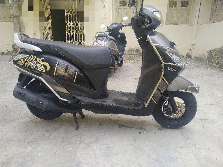 Used Yamaha Alpha 110cc 2016 Model (PID-1419392171) Scooter for Sale in ...