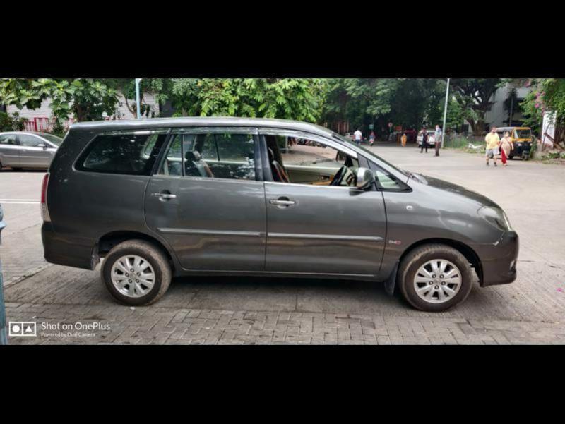 Used Toyota Innova 2.5 VX 7 STR BS III 2010 Model (PID-1420202139) Car ...