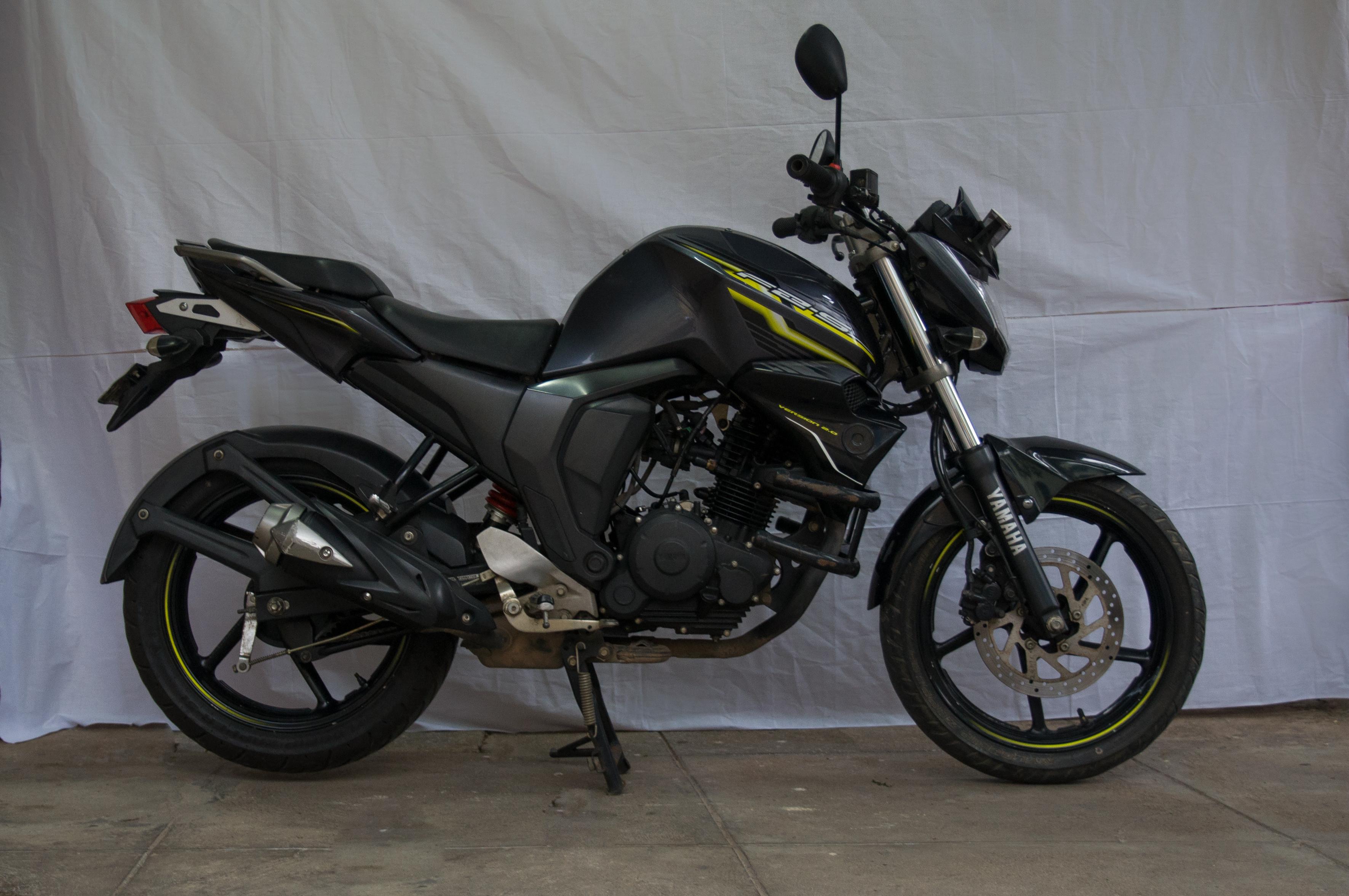 Used Yamaha FZs 150cc 2016 Model (PID-1420206043) Bike for Sale in ...