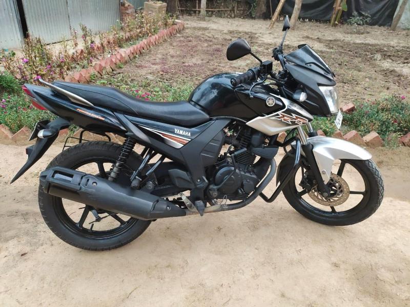 Used Yamaha SZ-RR 150cc 2014 Model (PID-1420440881) Bike for Sale in ...