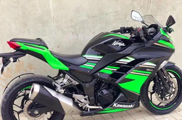 Used Kawasaki Ninja 300cc 2017 Model (PID-1421199695) Super Bike for ...