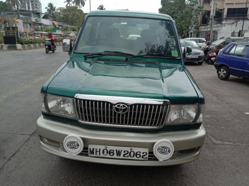 Used Toyota Qualis RS E2 2004 Model (PID-1421283579) Car for Sale in Mumbai