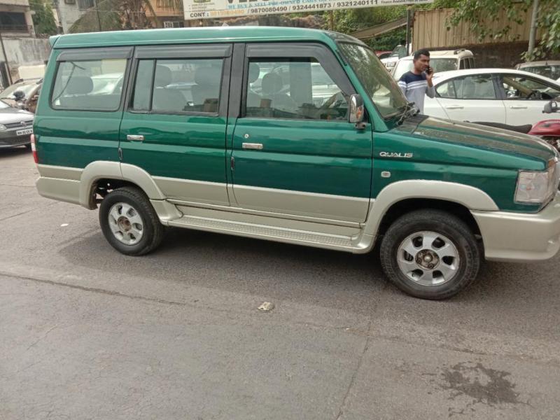 Used Toyota Qualis RS E2 2004 Model (PID-1421283579) Car for Sale in Mumbai