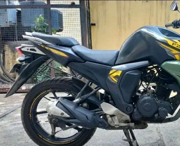 Used Yamaha FZs 150cc 2017 Model (PID-1421416631) Bike for Sale in Delhi