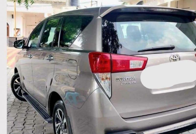 Used Toyota Innova Crysta 2.4 GX AT 7 STR 2022 Model (PID-1421424313 ...