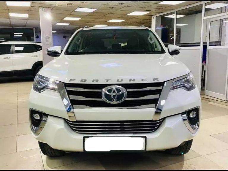 Used Toyota Fortuner Legender 2.8 4x2 AT 2021 Model (PID-1421436856 ...