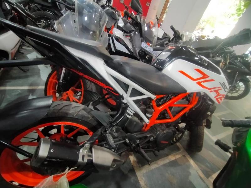 Used KTM Duke 390cc 2019 Model (PID-1421445806) Bike for Sale in Delhi