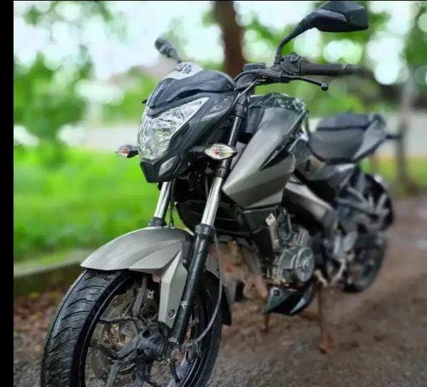 Used Bajaj Pulsar NS200 2018 Model (PID-1421483108) Bike for Sale in Delhi