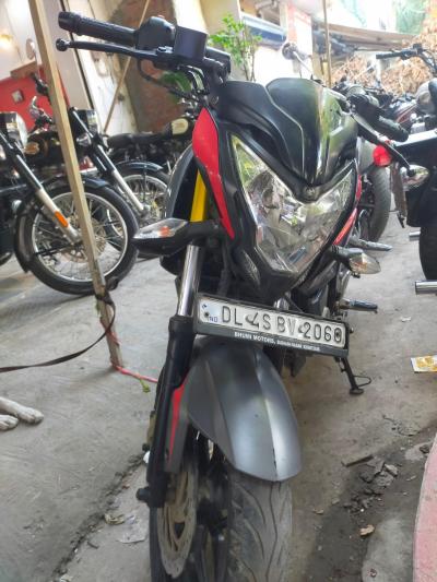 Used Bajaj Pulsar NS200 2012 Model (PID-1421483787) Bike for Sale in Delhi