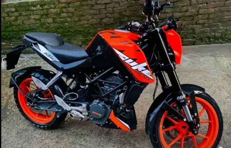 Used KTM Duke 200cc 2019 Model (PID-1421483541) Bike for Sale in Delhi