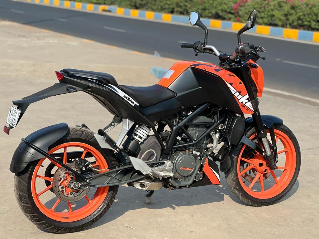 Used KTM Duke 200cc 2018 Model (PID-1421560931) Bike for Sale in Ahmedabad