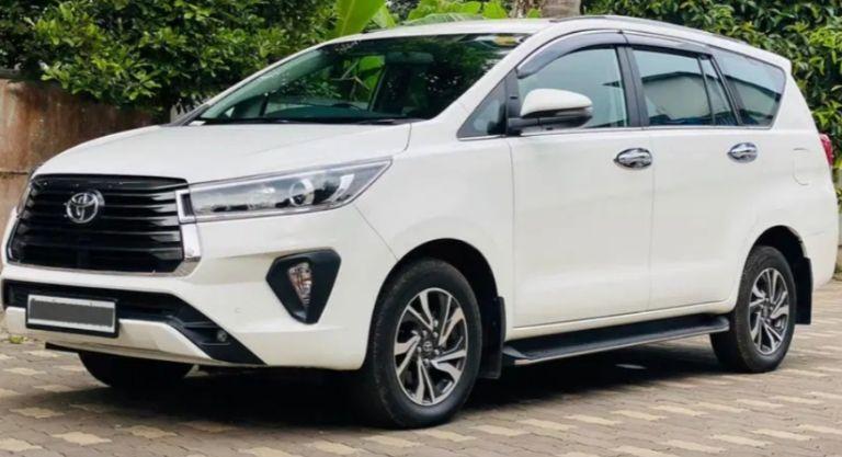 Used Toyota Innova Crysta 2.4 ZX 7 STR 2022 Model (PID-1421562160) Car ...