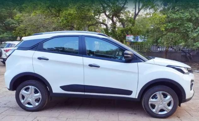 Used Tata Nexon XM (S) Petrol 2023 Model (PID-1421648803) Car for Sale ...