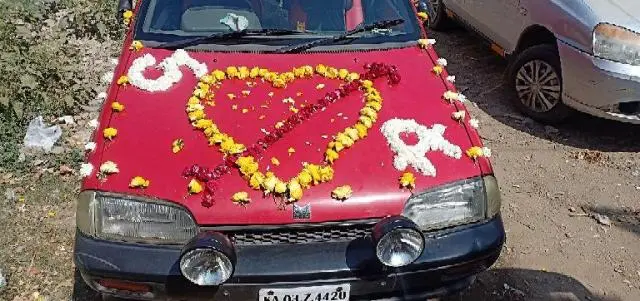 Maruti Suzuki Esteem Price, Mileage, Specs, Reviews | Droom