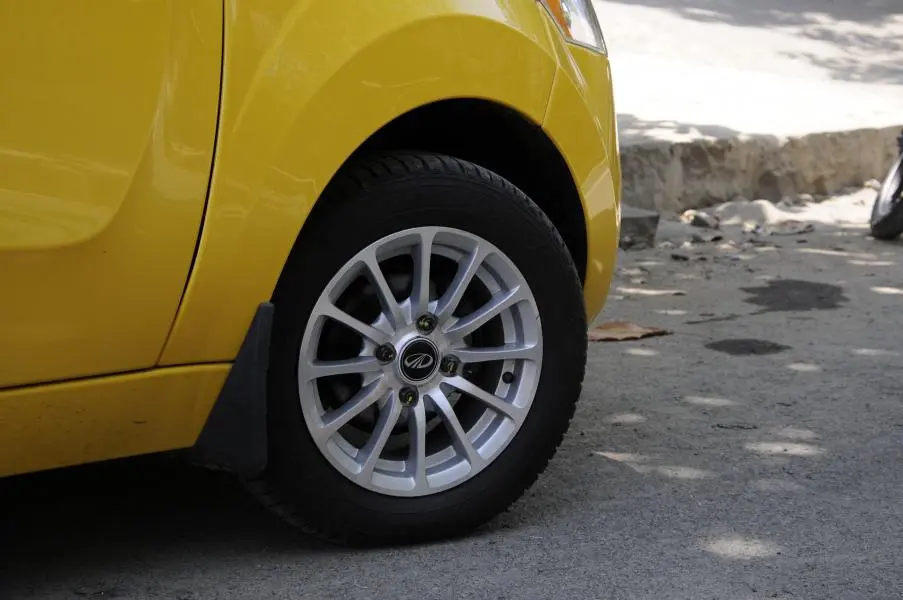 Mahindra Reva Price, Mileage, Specs, Reviews | Droom