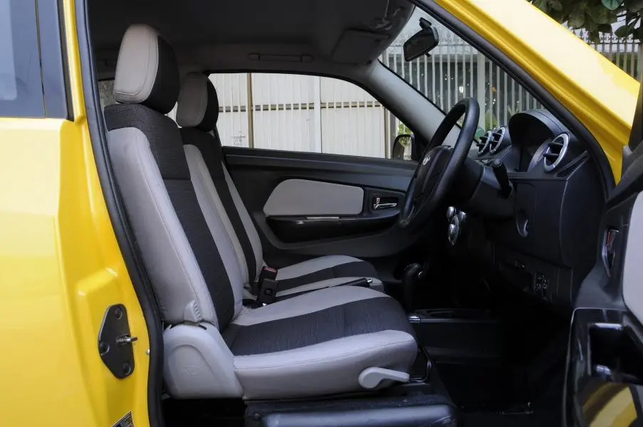 Mahindra Reva Price, Mileage, Specs, Reviews | Droom