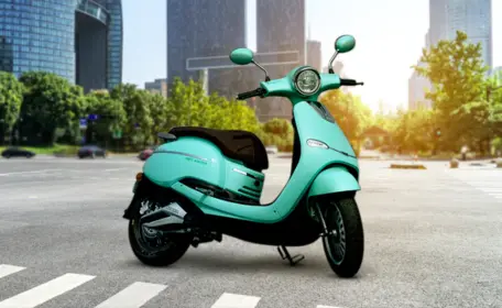 Avera Retrosa STD 2026 Price, Mileage, Specs, Reviews