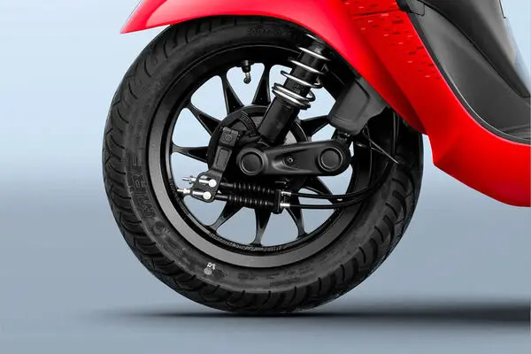 Bajaj Chetak Electric 3503 2025 Price, Mileage, Specs, Reviews