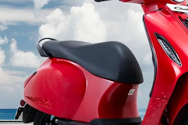 Bajaj Chetak Electric 3503 2025 Price, Mileage, Specs, Reviews