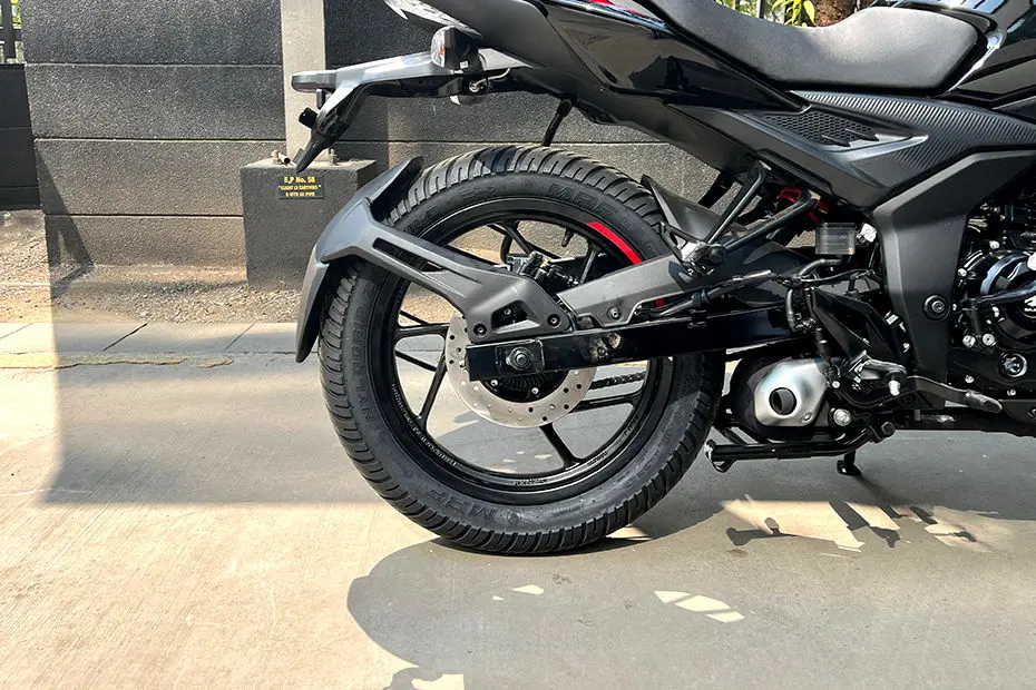 Bajaj Pulsar N150 Single Disc 2026 Price, Mileage, Specs, Reviews