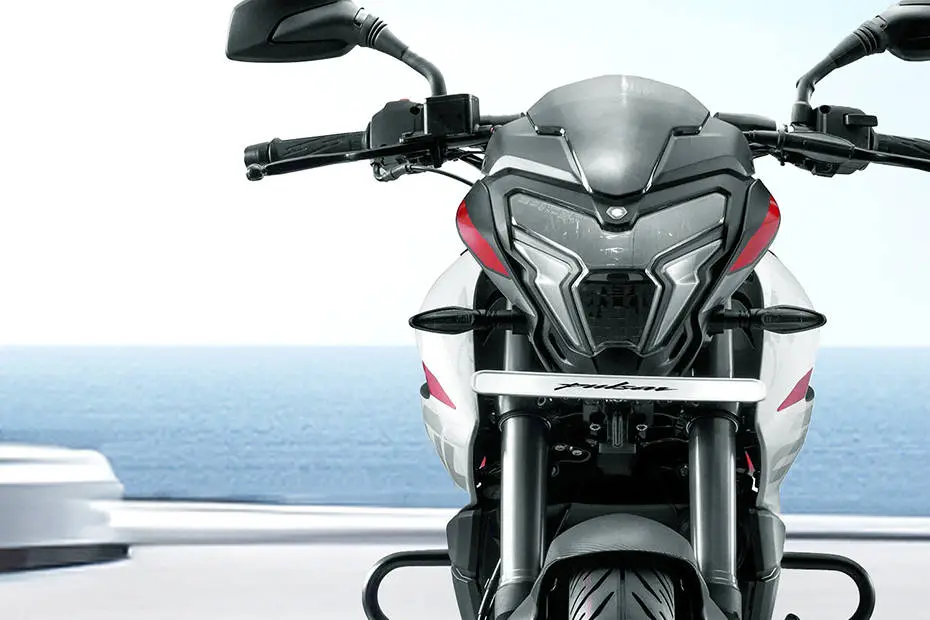 Bajaj Pulsar NS160 Bluetooth 2026 Price, Mileage, Specs, Reviews