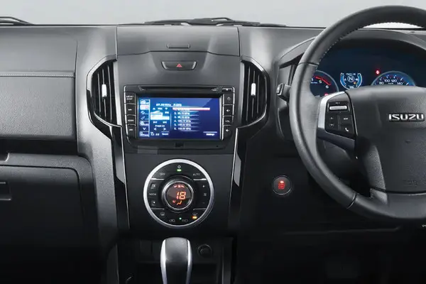 Isuzu D-Max Price, Mileage, Specs, Reviews | Droom