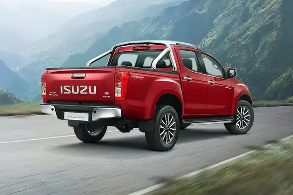 Isuzu D-Max Price, Mileage, Specs, Reviews | Droom
