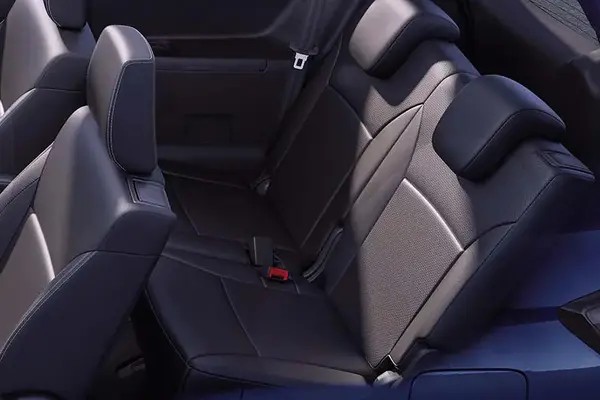 Maruti Suzuki XL6 Alpha AT Petrol 2026 Price, Mileage, Specs, Reviews