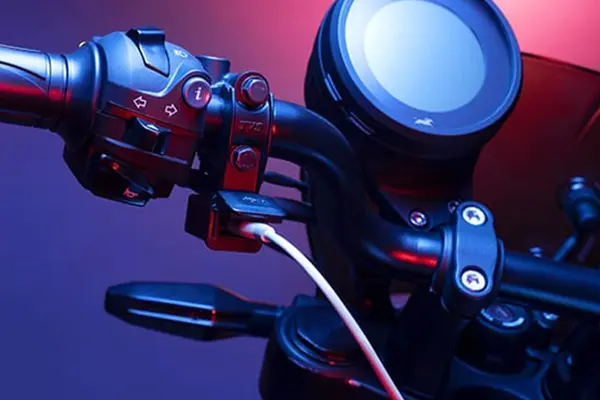 TVS Ronin Base Lightning Black Price, Mileage, Specs | Droom