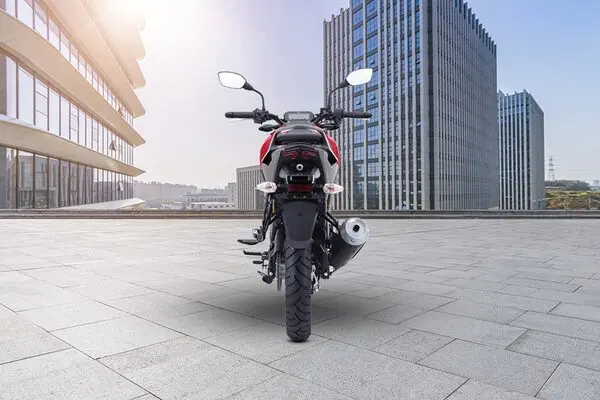 TVS Raider 125 SmartXonnect 2026 Price, Mileage, Specs, Reviews