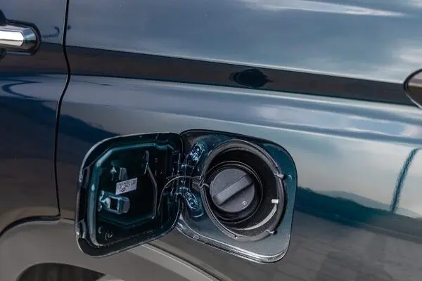 Toyota Innova Hycross ZX (O) Hybrid 7 STR 2025 Price, Mileage, Specs ...