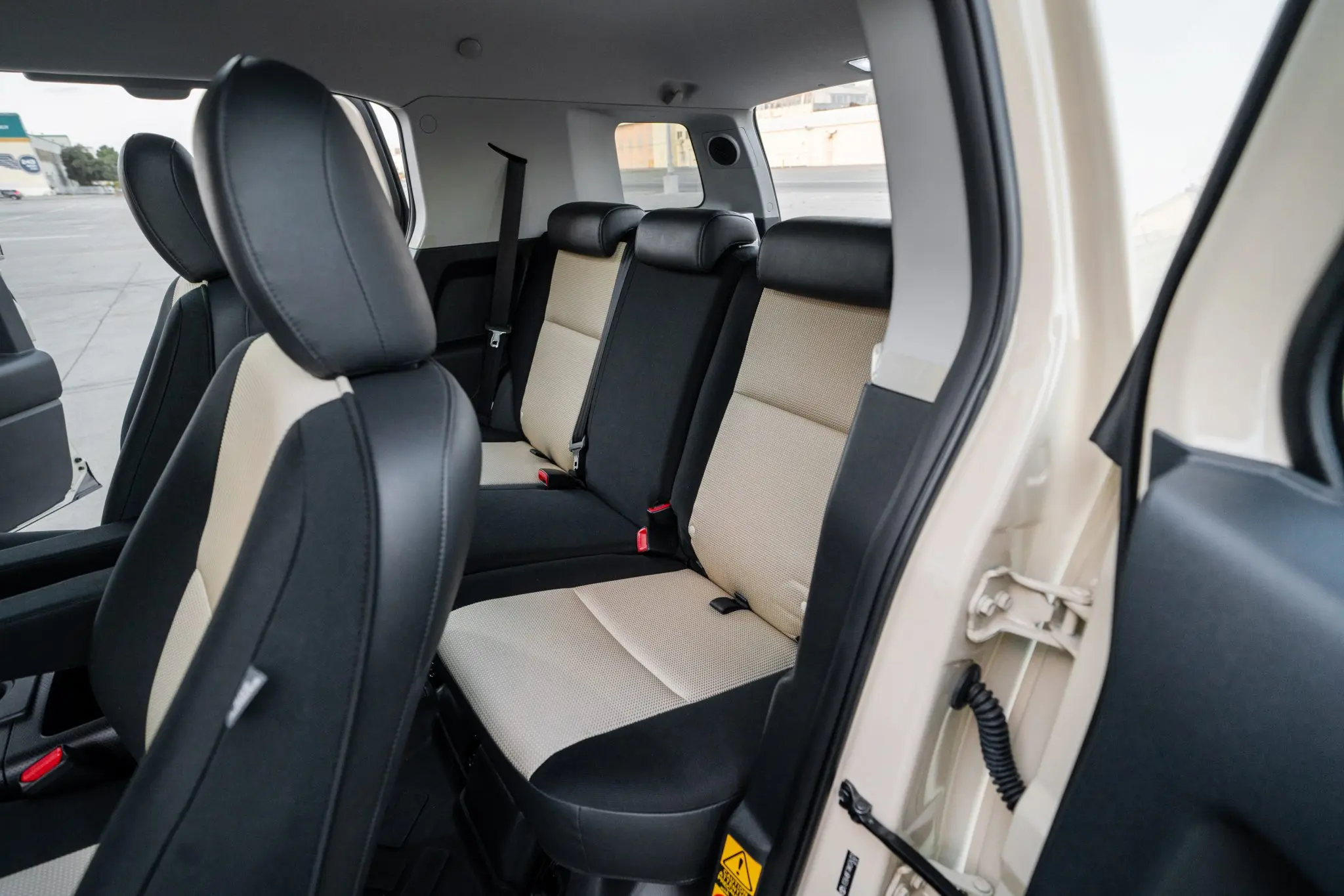 Toyota FJ Cruiser Price, Mileage, Specs, Reviews | Droom