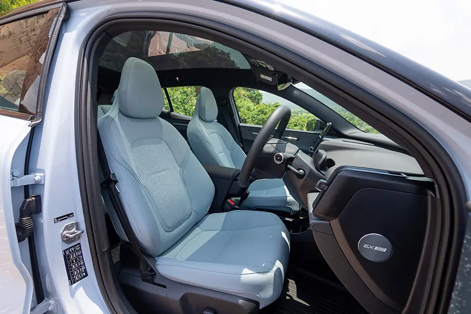 Volvo EX30 Images - Interior, Exterior, Colors | Droom