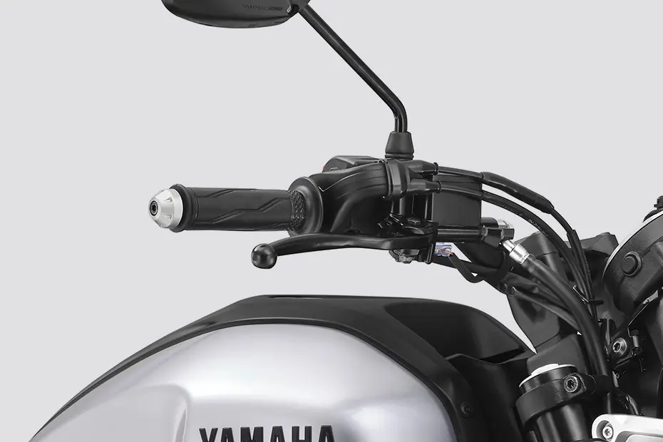 Yamaha XSR 155 Price, Mileage, Specs, Reviews | Droom