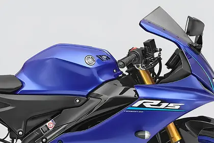 Yamaha R15 V4 Metallic Black Price, Mileage, Specs | Droom