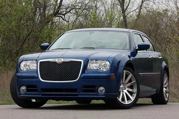Chrysler 300C SRT Price, Mileage, Specs, Reviews | Droom